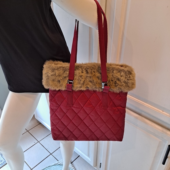 Bath & Body Works | Bags | Bath Body Works Red Quilted Tote With Faux ...
